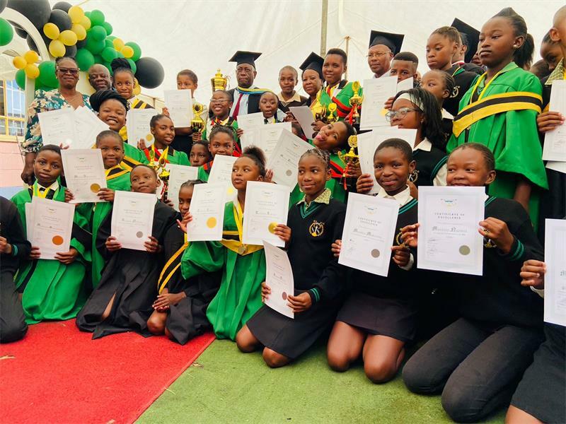 Learners awarded for good performance | African Reporter