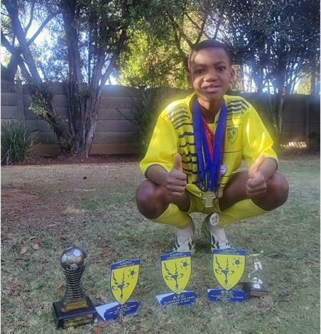 Rising football star scoops awards | Alberton Record