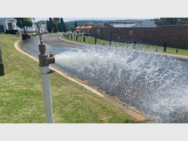 Taps run dry in large parts of Alberton amid blistering heat | Alberton ...