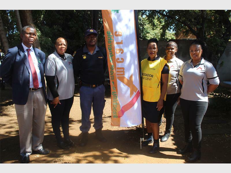 Alberton SAPS and Amcare go extra mile to help GBV victims | Alberton ...