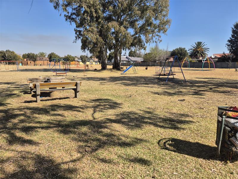 Mayberry Park residents unite to restore and maintain local parks ...