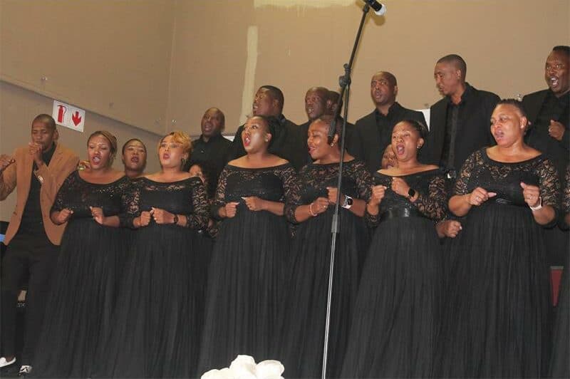 WATCH: Correctional services officials unite in song | Benoni City Times