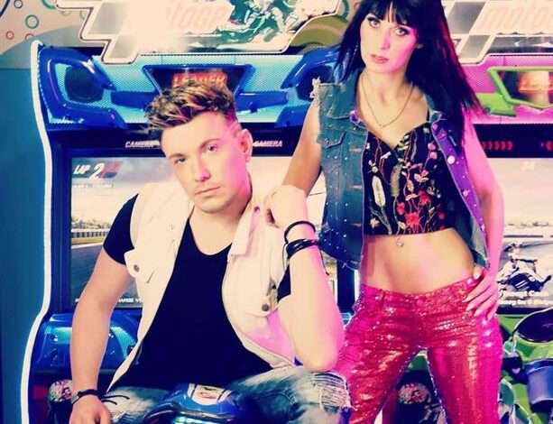 Rudi Claase en Jomari Beukes stel sokkieliedjie vry | Boksburg Advertiser