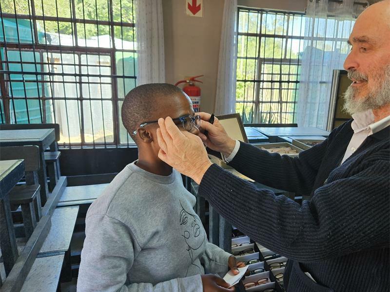 Hope SA Foundation launches free eye testing programme | Boksburg ...