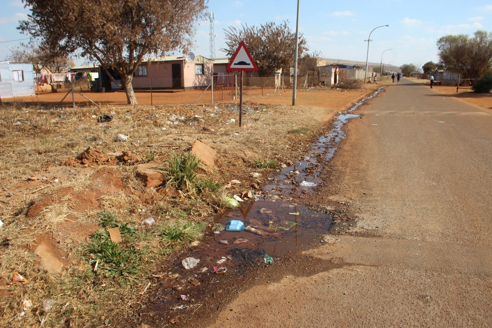 Water leaking since before election | Carletonville Herald