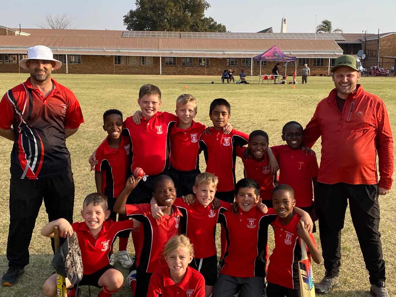 Laerskool Losberg van Fochville se krieketspelers tops | Carletonville ...