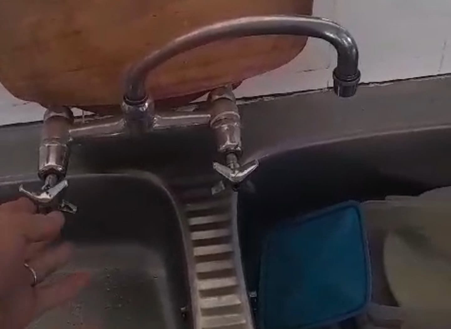 Residents outraged as Merafong Municipality ignores water crisis ...