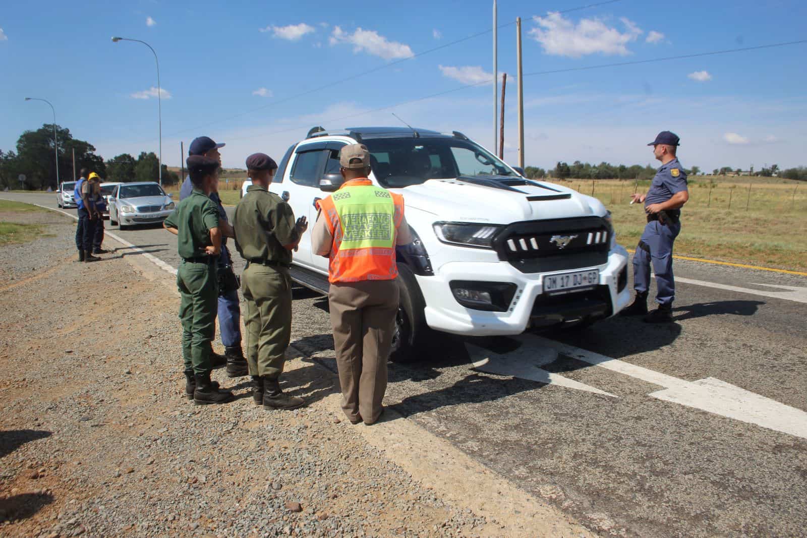 Joint safety action in Merafong kicks off festive season: Road safety ...