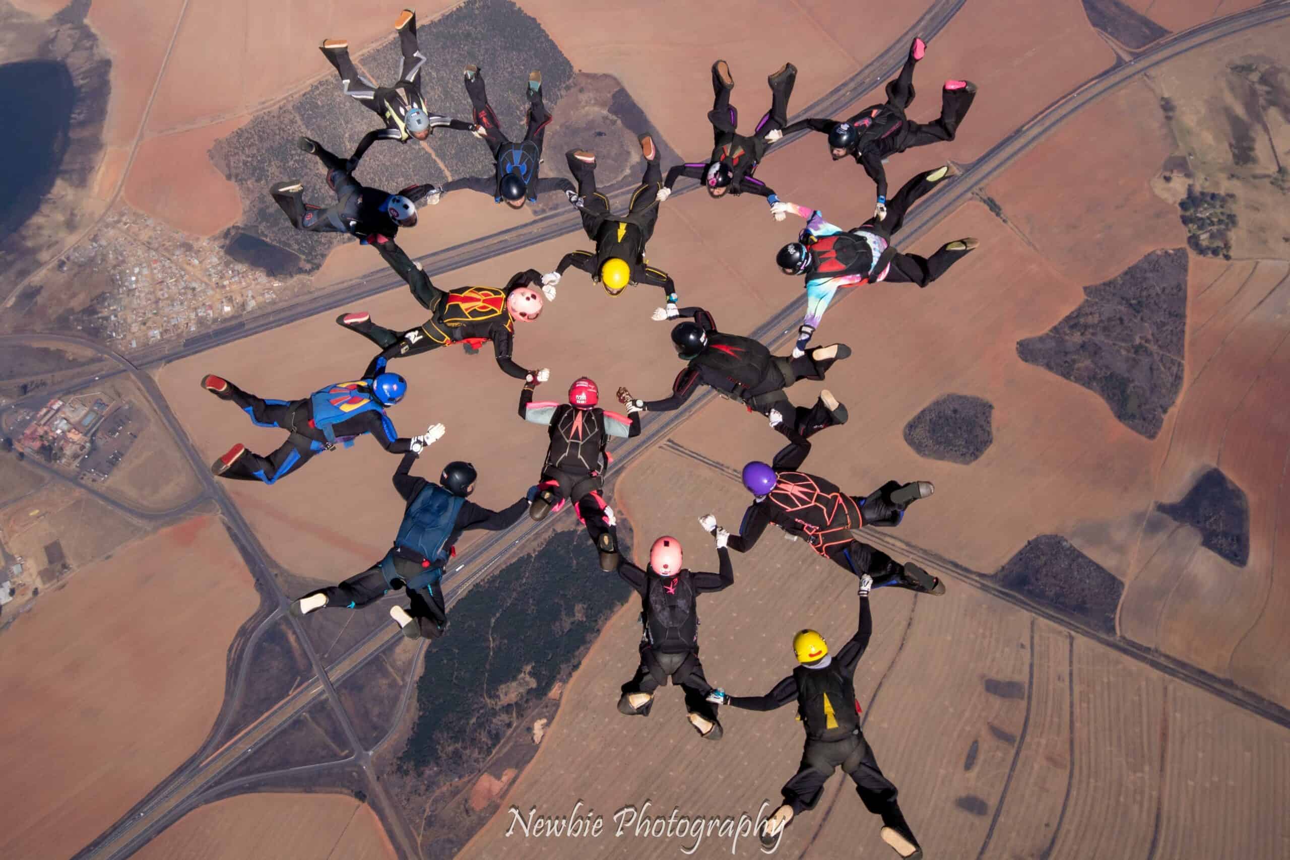 Female skydivers break 30-year-old formation record during Women's ...