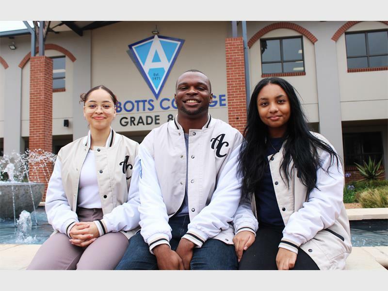 Abbotts College celebrates their first matric results | Comaro Chronicle