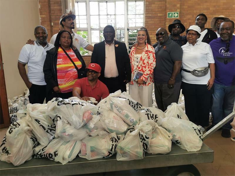 Senior citizens in Ward 57 receive food parcels | Comaro Chronicle