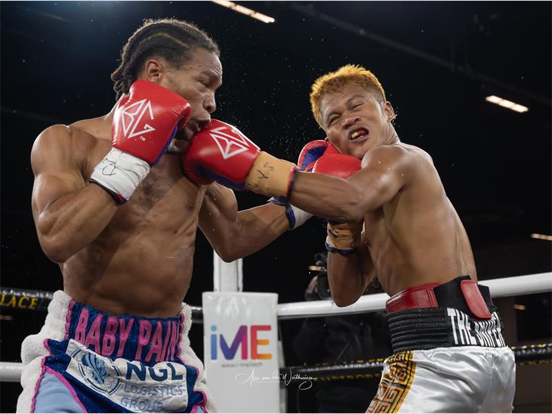 Malajika pummels Saludar in four-round thrashing | Comaro Chronicle