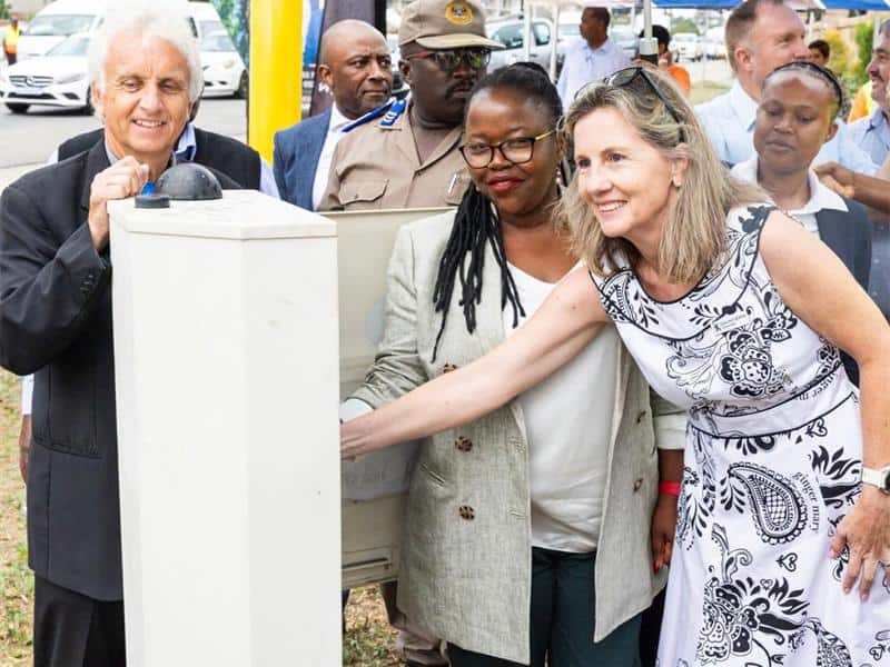 Ward 94 Cllr is still driving Fourways traffic lights issues | Fourways ...