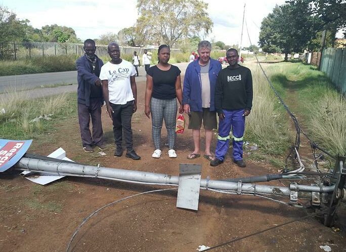 Collapsed power lines cause power outage in Elandsfontein | Germiston ...