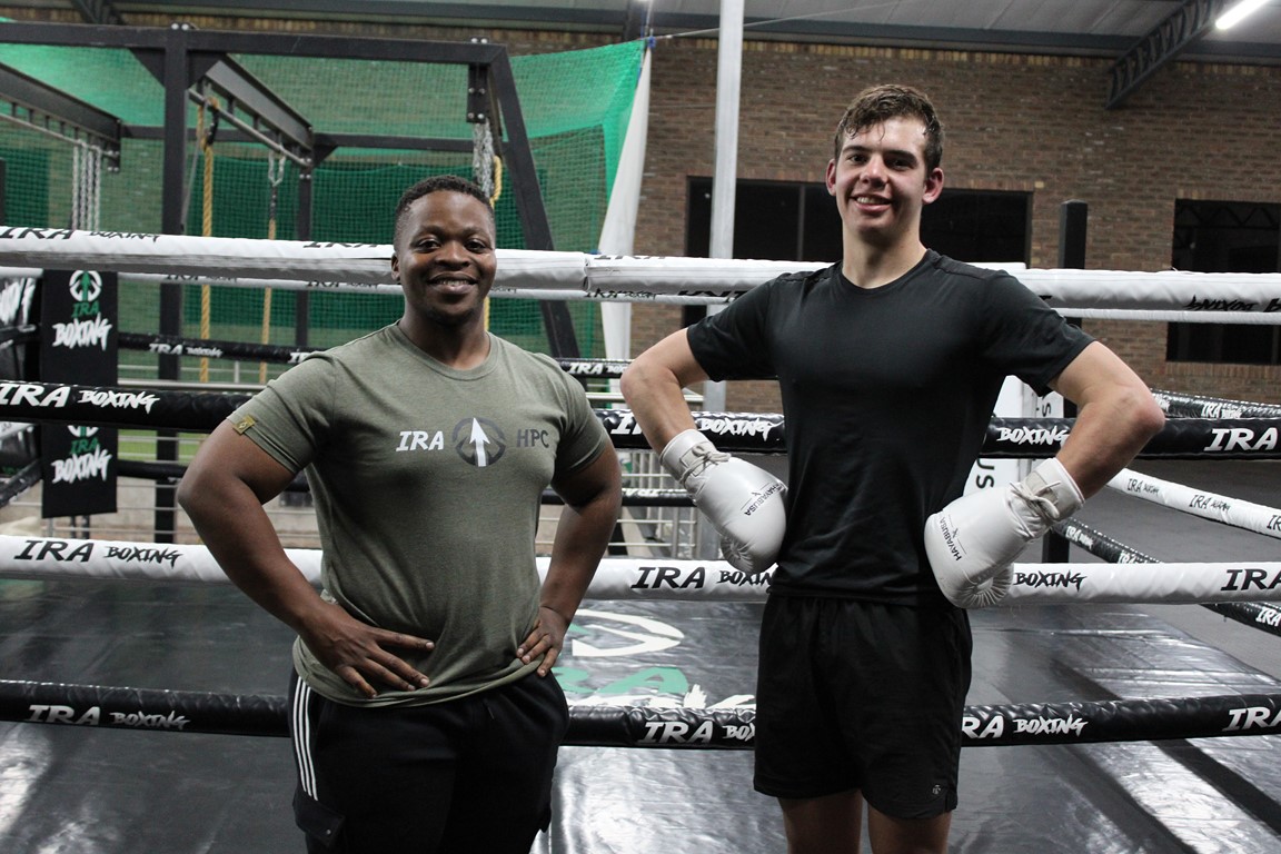 Ermelo-bokser oefen om kishoue in Zambië uit te deel | Highvelder News