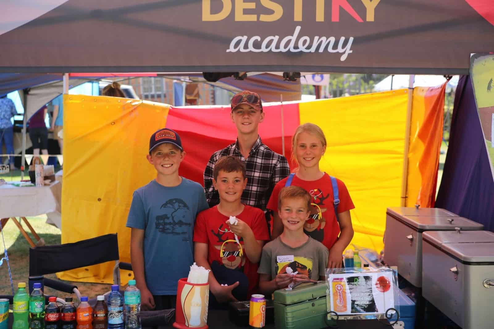 Residents enjoy Selah’s Christian Market Festival | Highvelder News