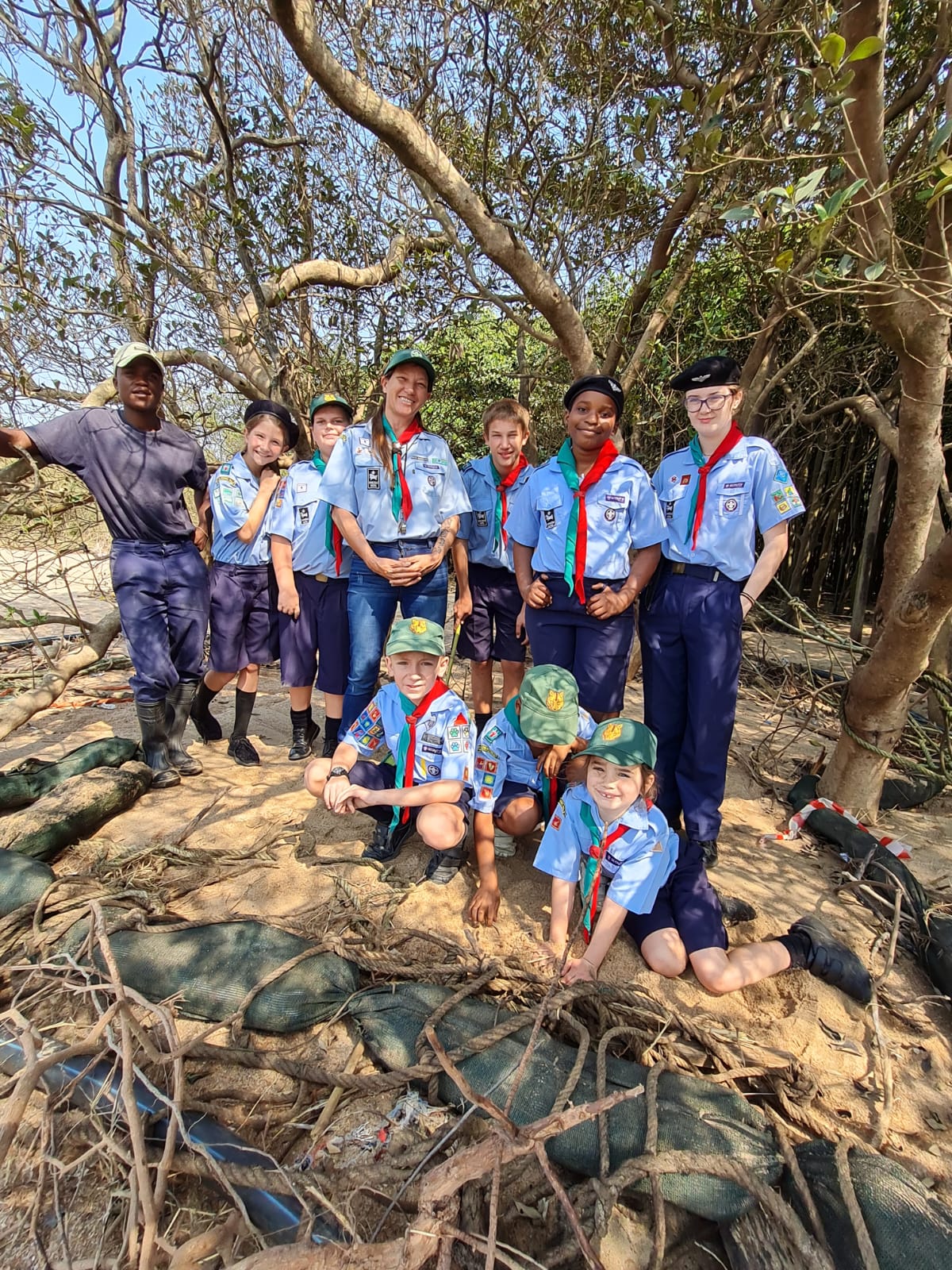 Cowies Hill scouts donate Ecobricks to the litter-boom project ...