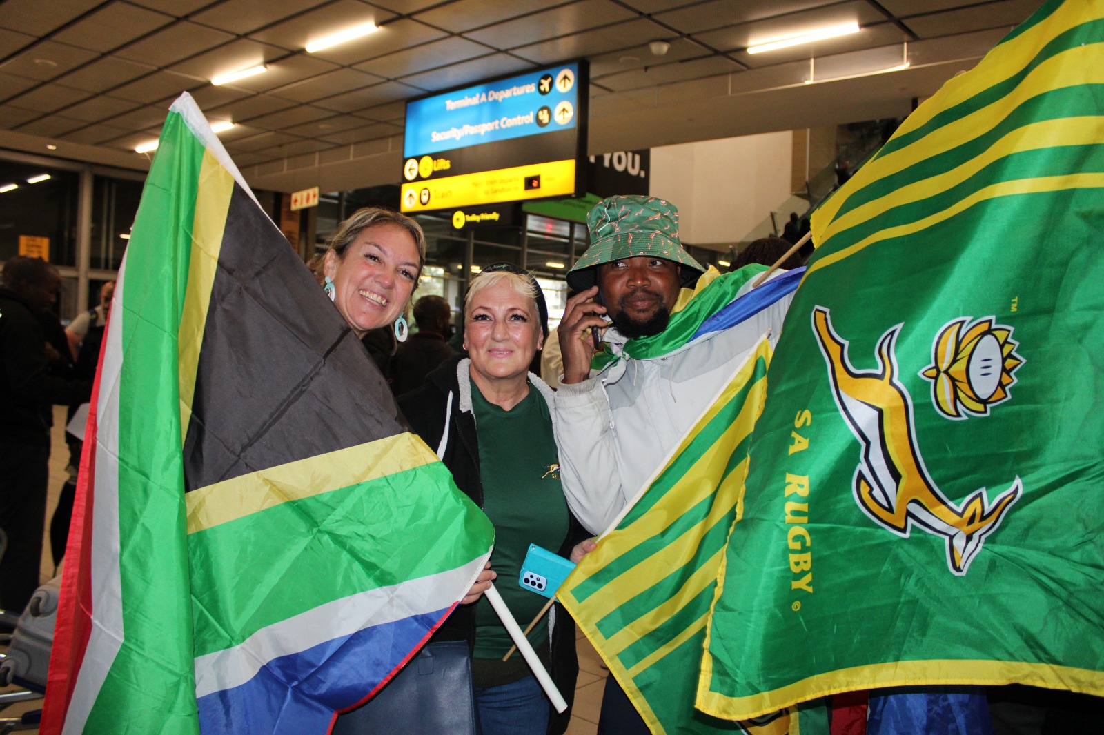 IN PICS: Springboks land at OR Tambo | Kempton Express