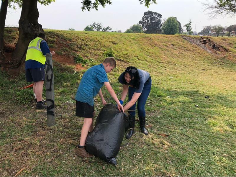 GPF en gemeenskap keelvol: Neem skoonmaak in eie hande