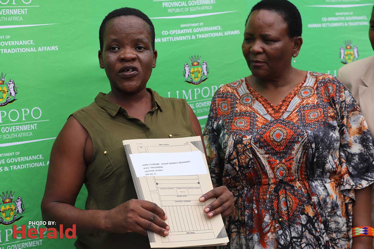 MEC hands title deeds to ten Giyani homeowners | Letaba Herald