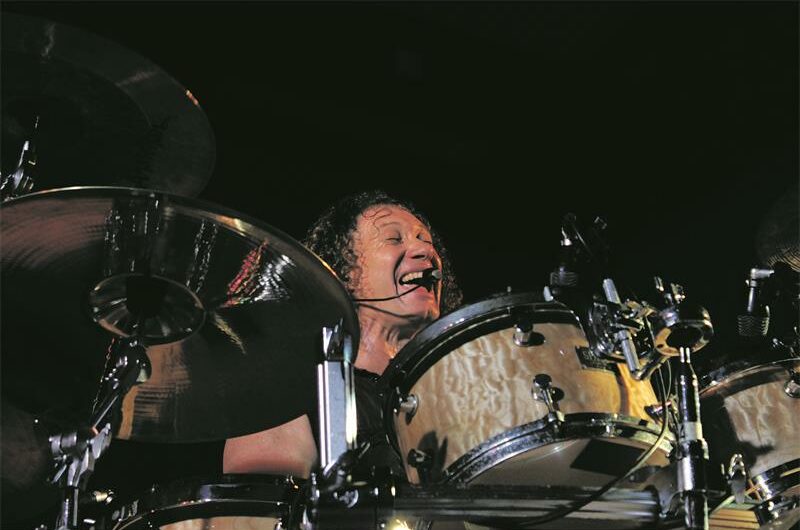 Mustangs verwelkom Ghapi by familievertoning | Lowvelder