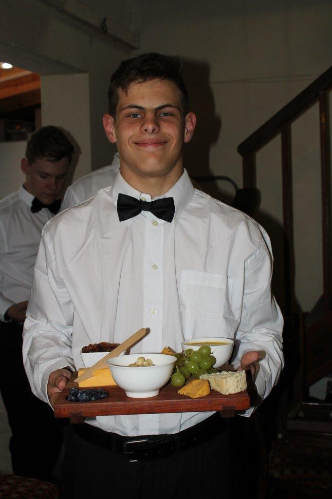 Pro Gratia-leerders sterkte vir die toekoms tydens afskeid gewens ...