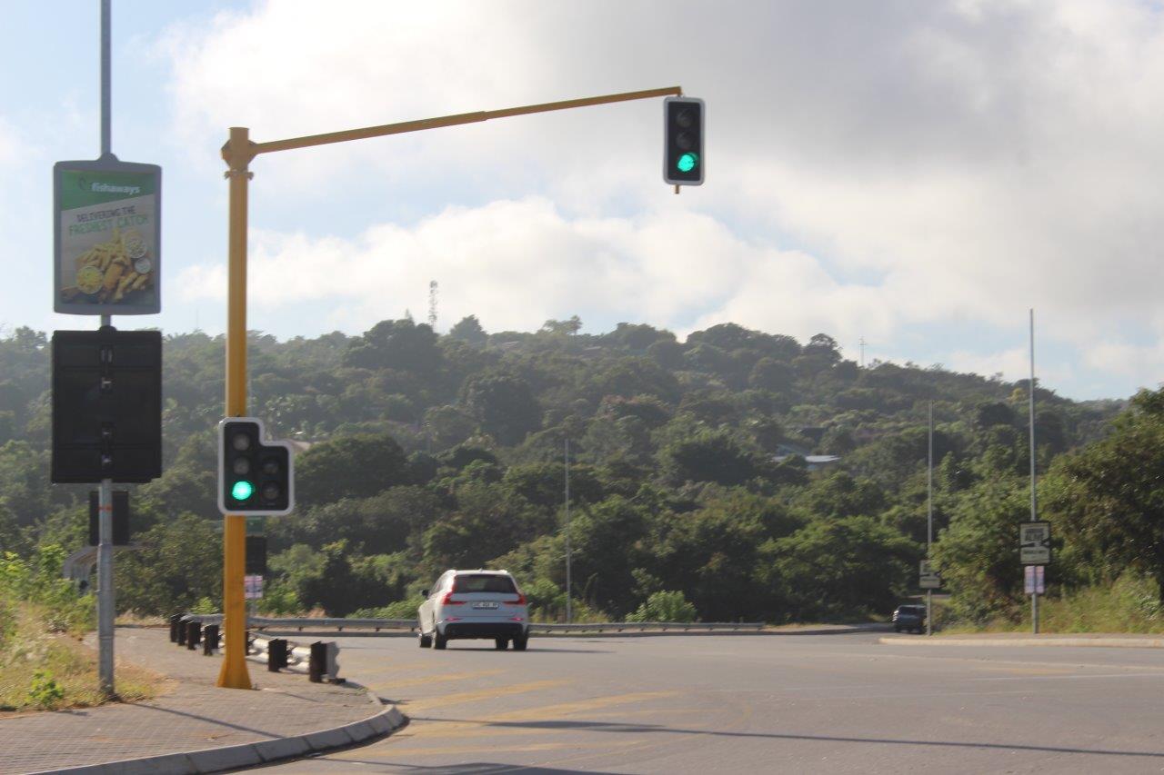 Dr Enos Mabuza's robots light up at last in Mbombela | Lowvelder