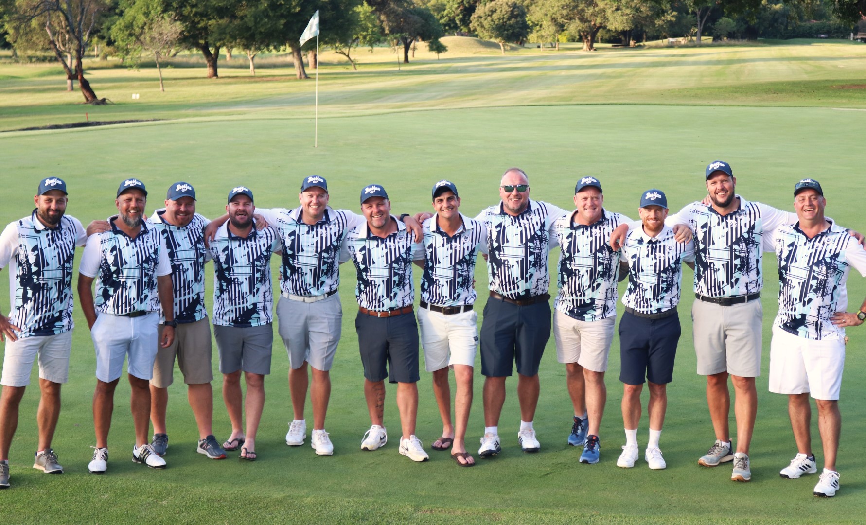 Laevelders draf 1 000 gaatjies gholf tjoeftjaf kaf | Lowvelder