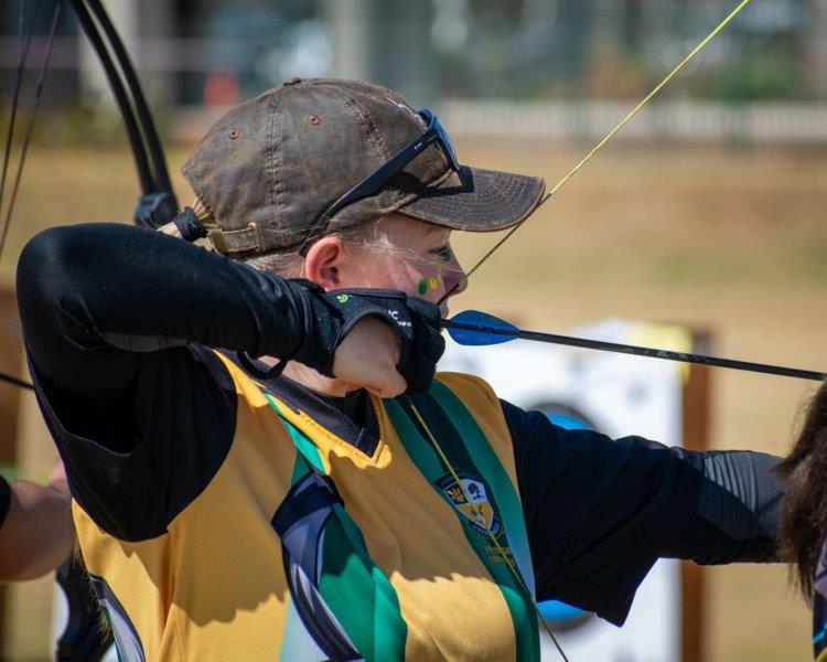 Skuts wys hul staal met pyl en boog in Lydenburg | Lowvelder