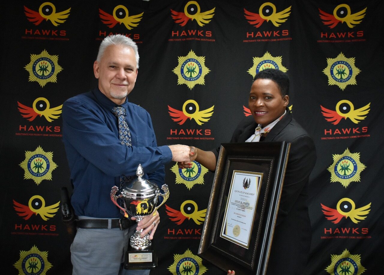 Lowveld Hawks officer wins prestigious award | Lowvelder