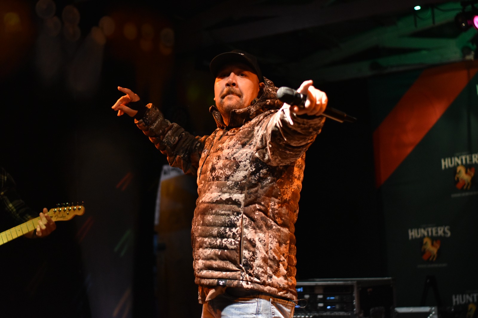 IN PHOTOS: Appel wows audience with Blue Moon performance | Lowvelder