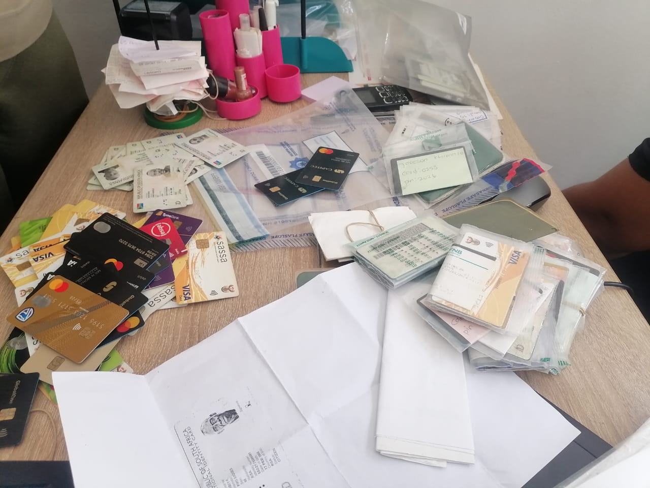 UPDATE | Hawks raid alleged Mbombela loan sharks’ offices, confiscate ...