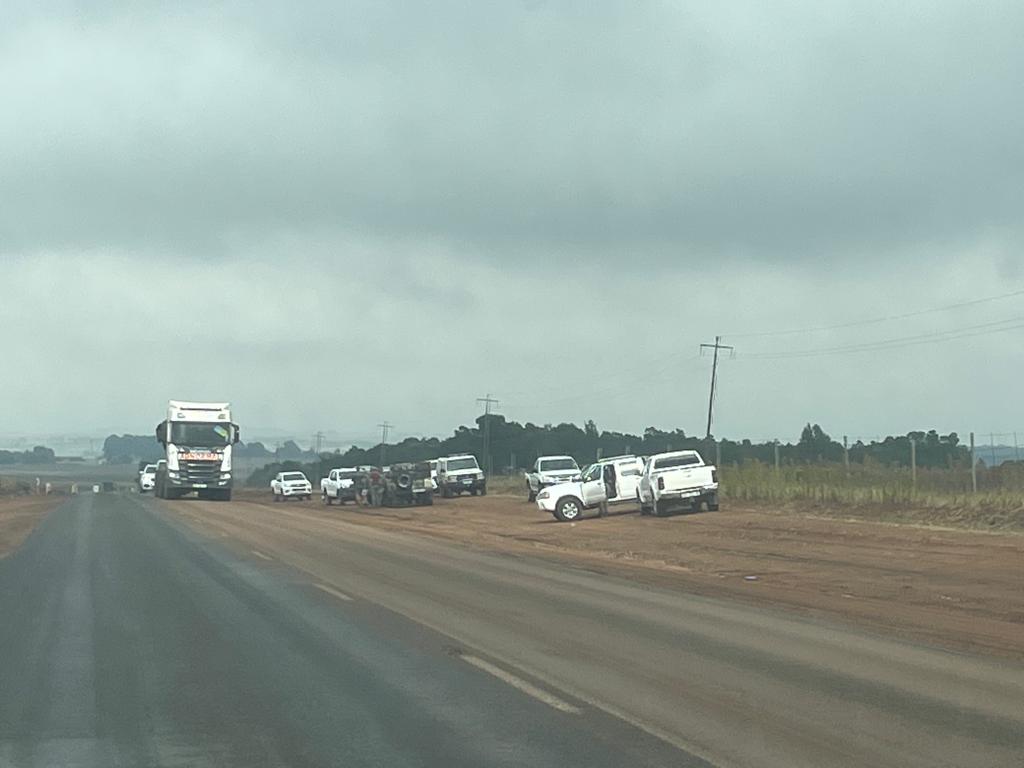 Officer killed, one hospitalised after shootout on R555 | Middelburg ...