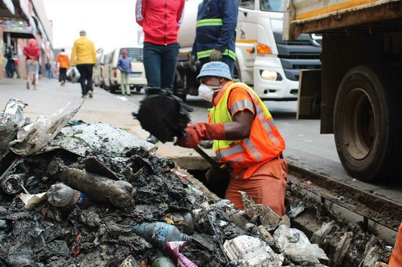 JRA and Transport MMC clean Midrand CBD | Midrand Reporter