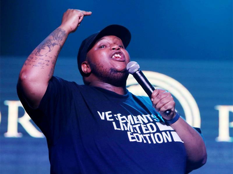 Waterfall comedian leaves audience stunned with laughter in Emperors ...