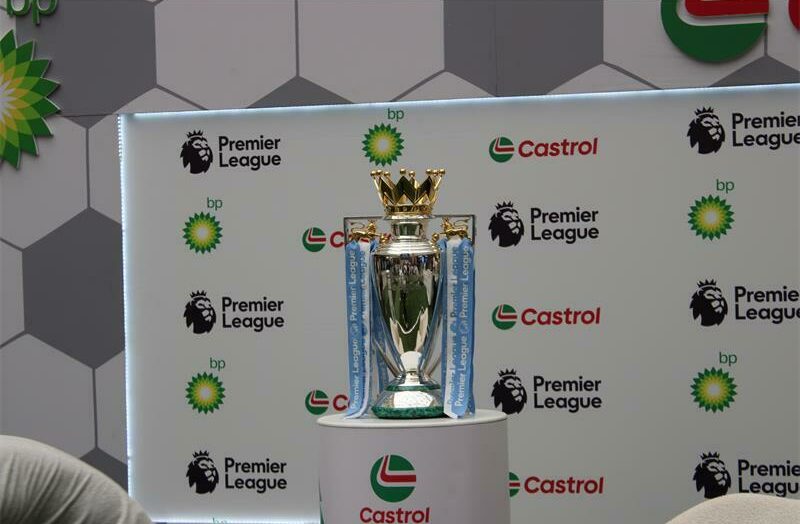 Fans delighted with EPL trophy | Midrand Reporter