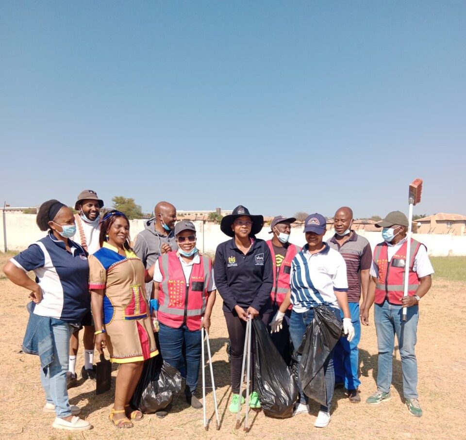 Midrand Learner Transport Association helps clean up outside local ...