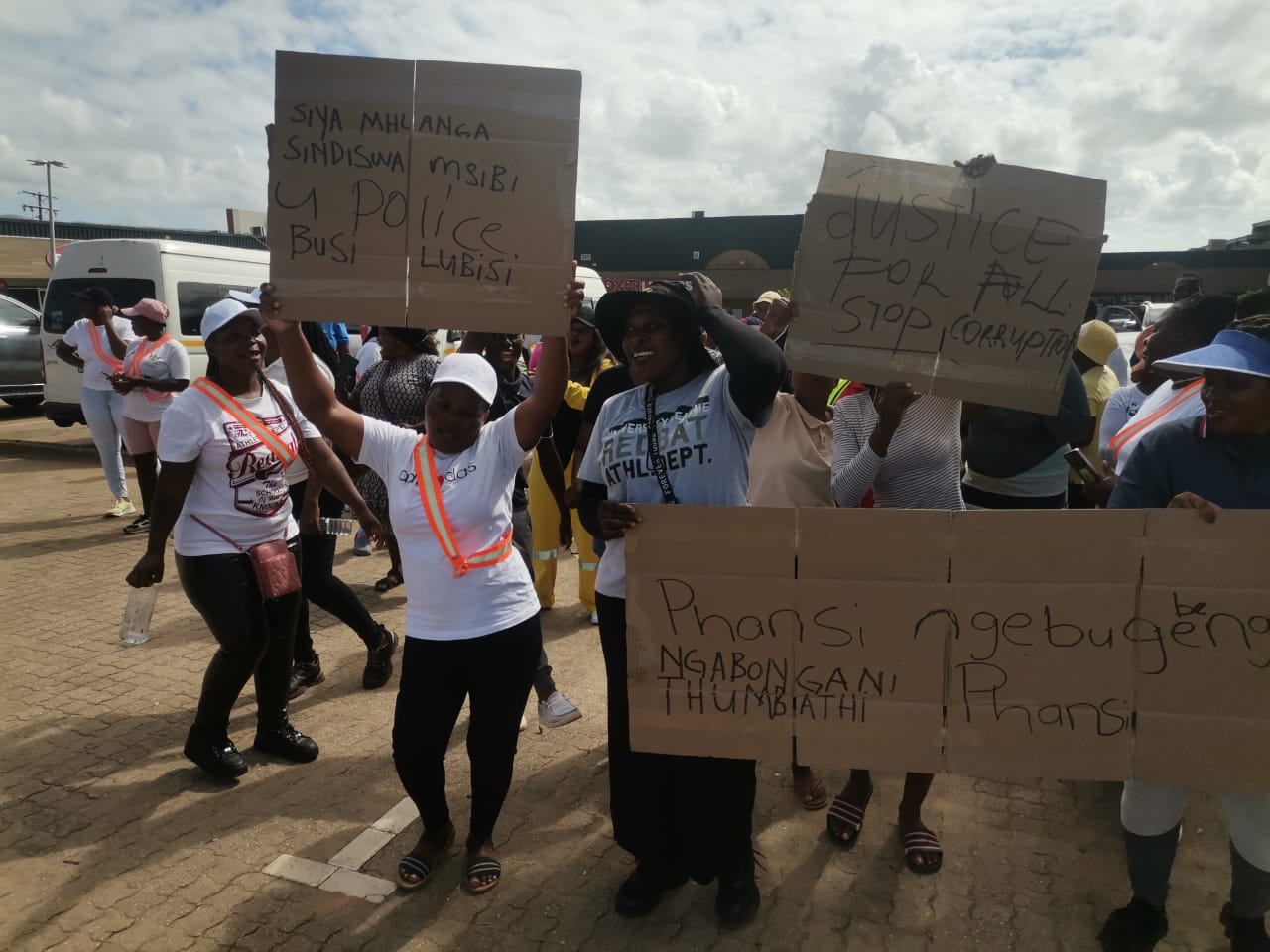 CPF members march to Schoemansdal Police Station with demands | Mpumalanga News