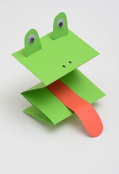 How to make an easy paper frog puppet craft | Network News