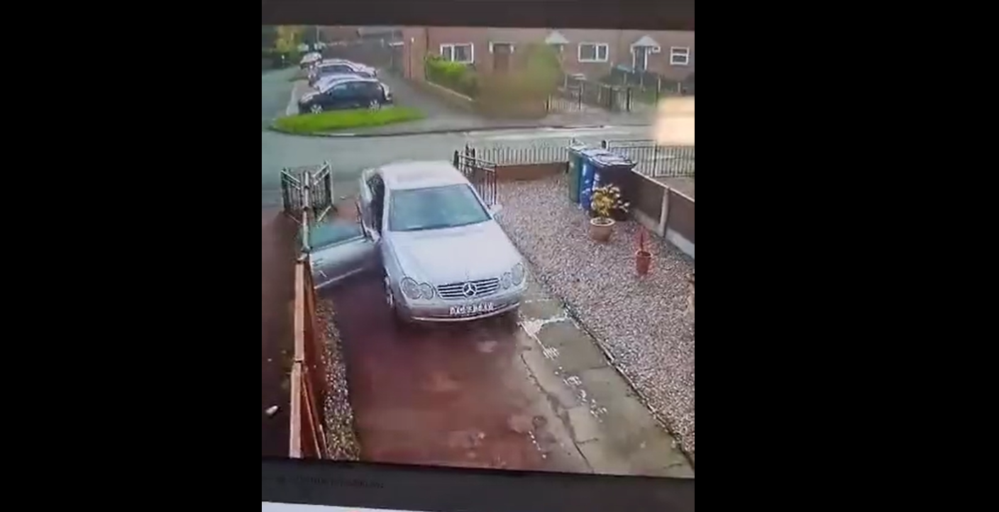 Watch: Mercedes-Benz owner’s door mishap ends in car crash | Network News