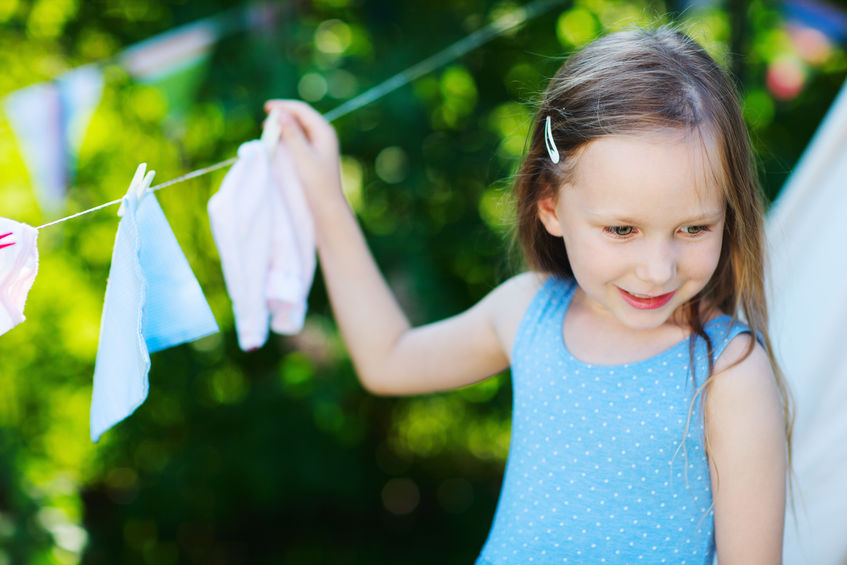 Why helping hang laundry is good for your child | Network News