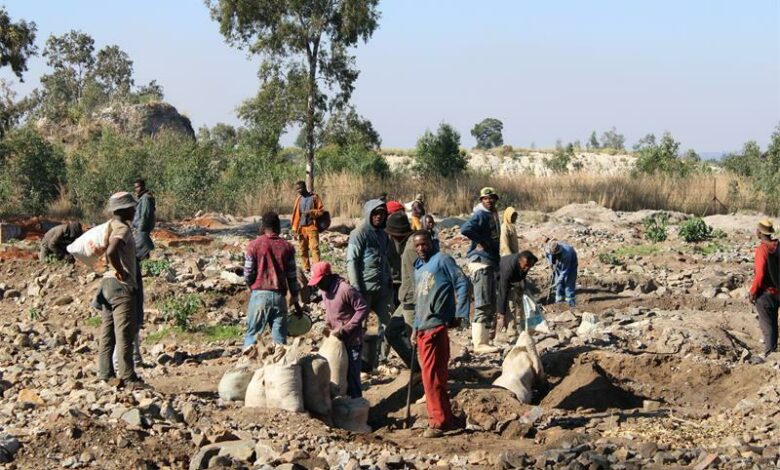 Gauteng government calls for military deployment against illegal miners - LNN - Network News