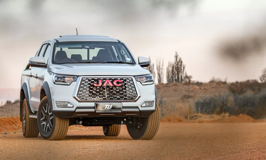 JAC T8 line-up receives T8 facelift with Super Lux double-cab bakkie ...