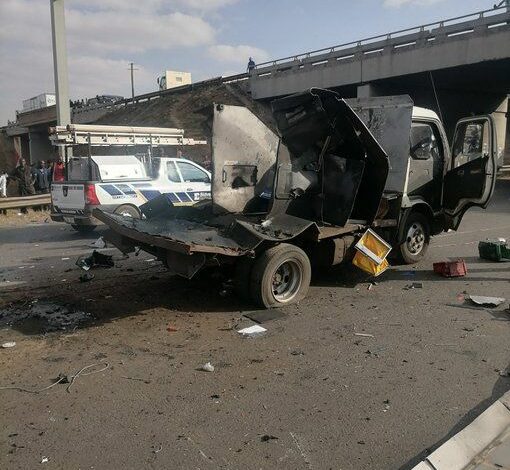 Watch: Free-for-all money snatch after CIT van explosion on East Rand ...