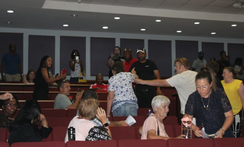 Chaos at Roodepoort public meeting: Member allegedly pulls gun on ...