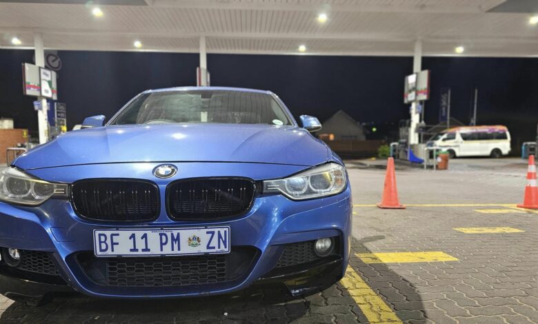 Watch: Gunmen caught on camera hijacking a car in Durban - LNN ...