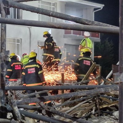 Videos and photos: 2 dead, 20 rescued in George building collapse - LNN ...