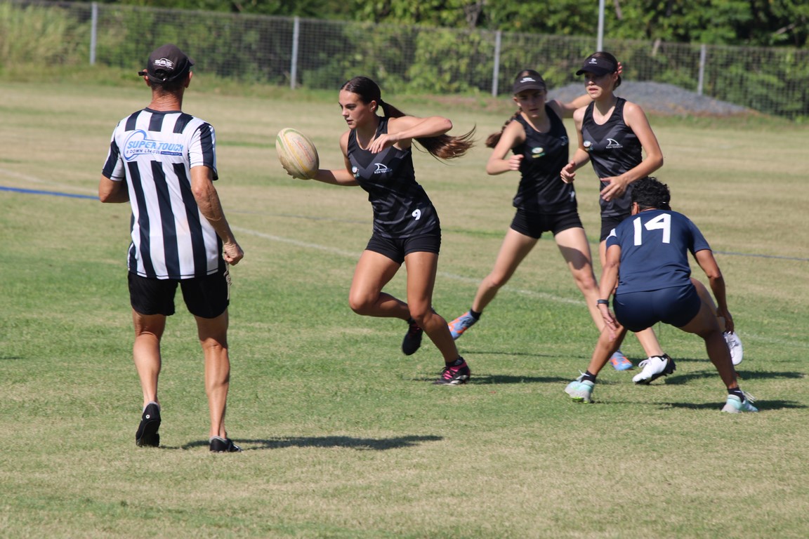 KZN touch rugby welcomes French women’s team | Northglen News