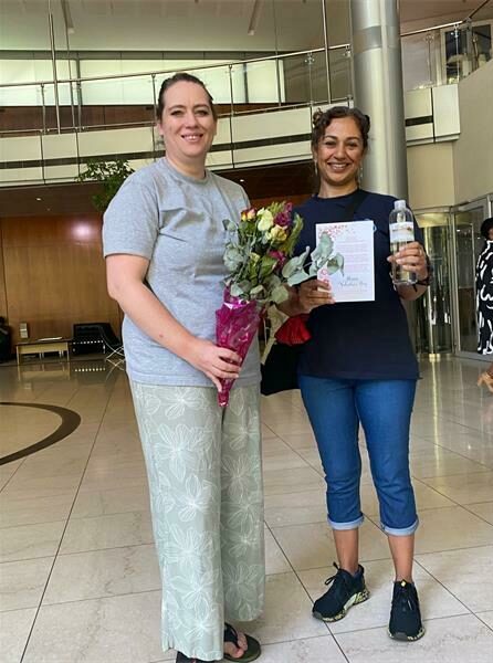 Local resident delivers breakup Valentine's Day gifts to mayor ...