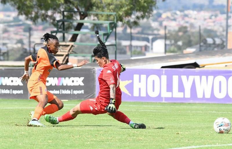 UJ Senior Women’s football team off to a fierce start at Hollywoodbets ...